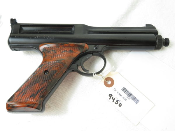 Crosman Model 600 CO2 Semi-Auto Pellet Pistol in Box SKU 9450 - Baker ...