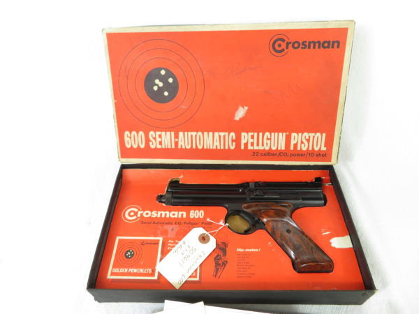 Crosman Model 600 CO2 Semi-Auto Pellet Pistol in Box SKU 9450 - Baker ...
