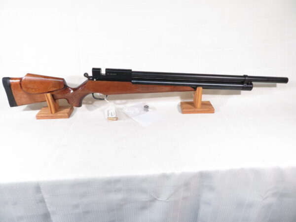 Evanix Arms Hunting Master AR6 - Baker Airguns