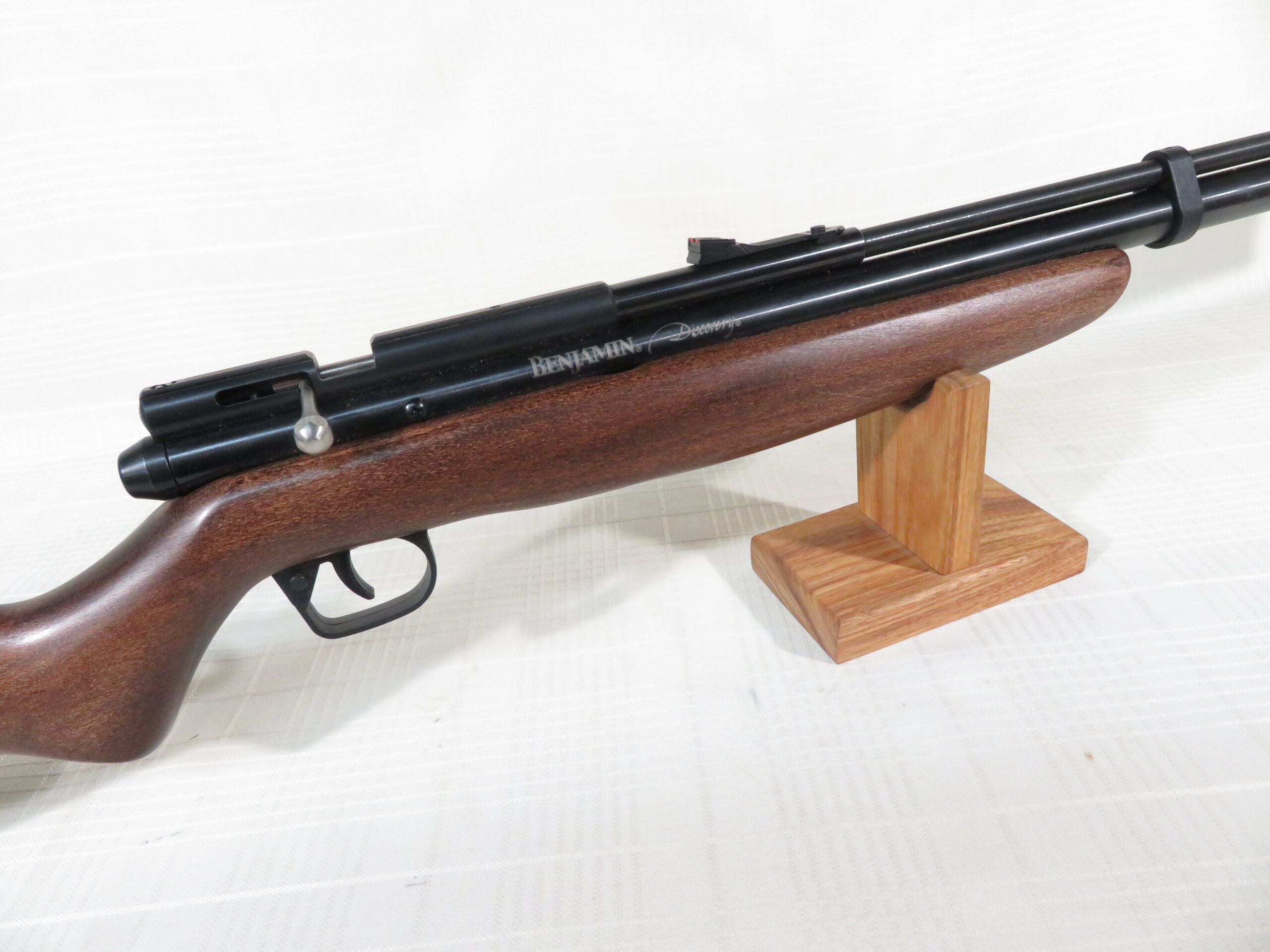 Benjamin Discovery PCP Air Rifle With Hard Case - Baker Airguns