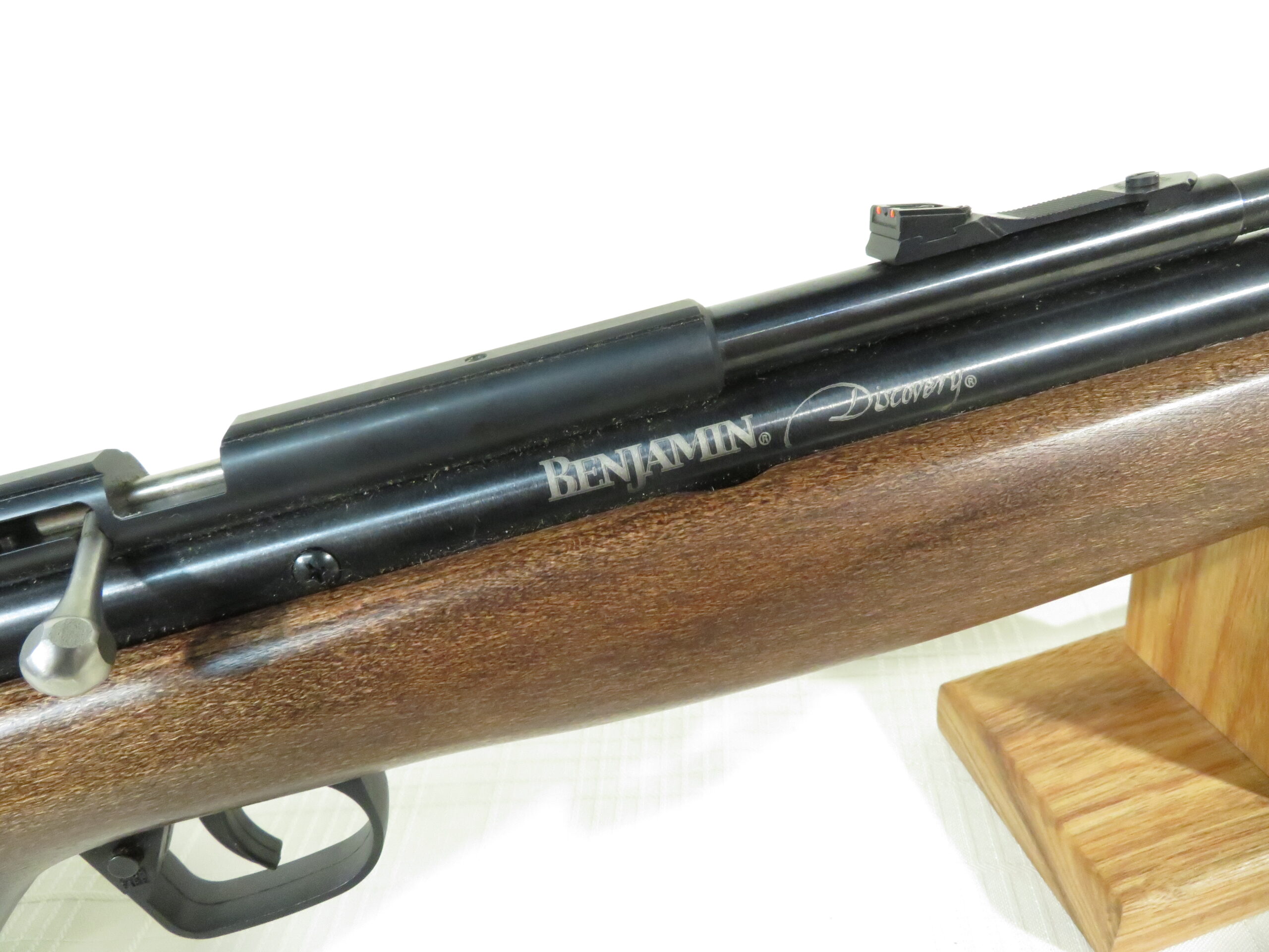 Benjamin Discovery PCP Air Rifle With Hard Case - Baker Airguns