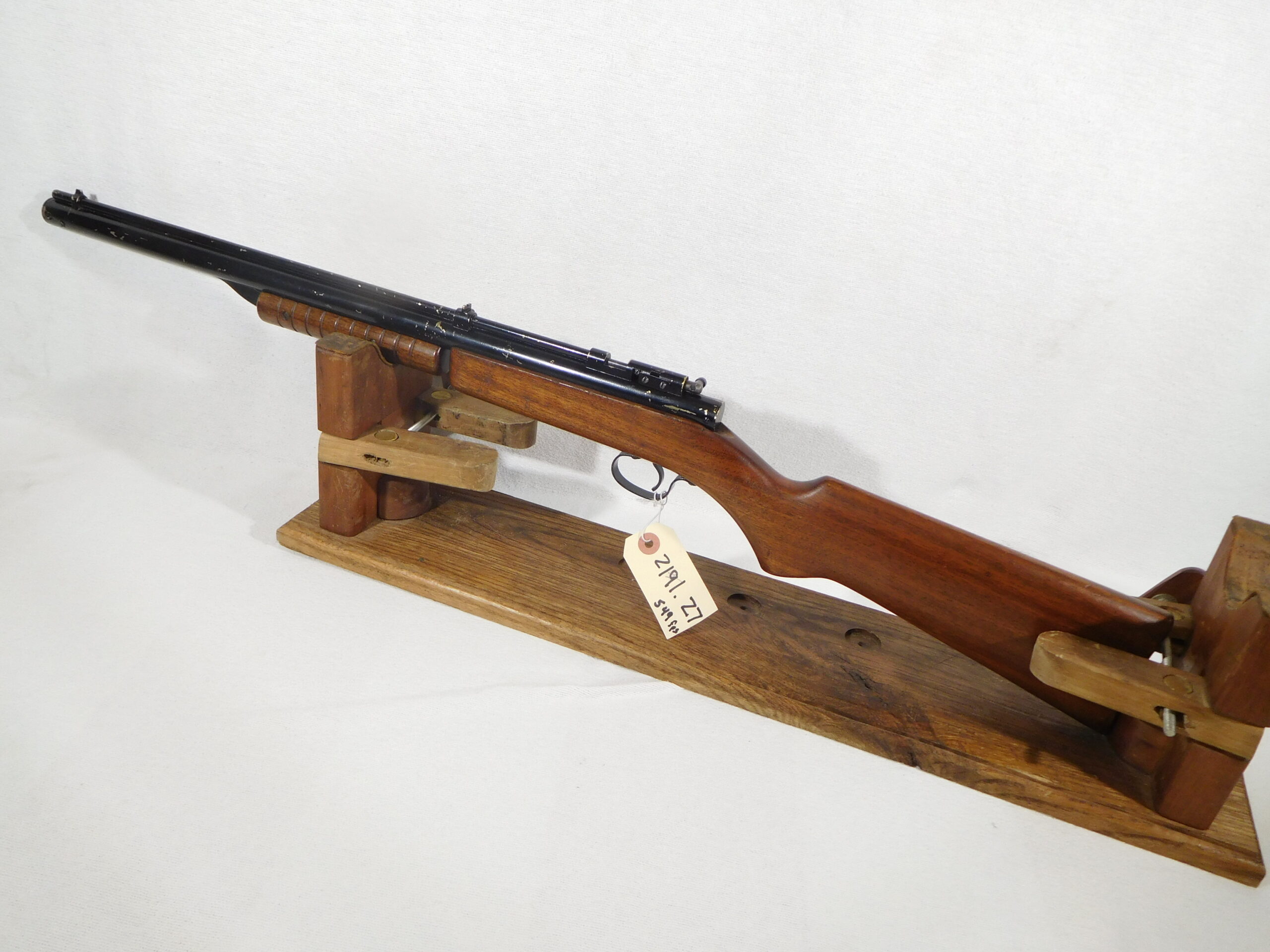 Benjamin Model 317 Pellet Rifle - Baker Airguns