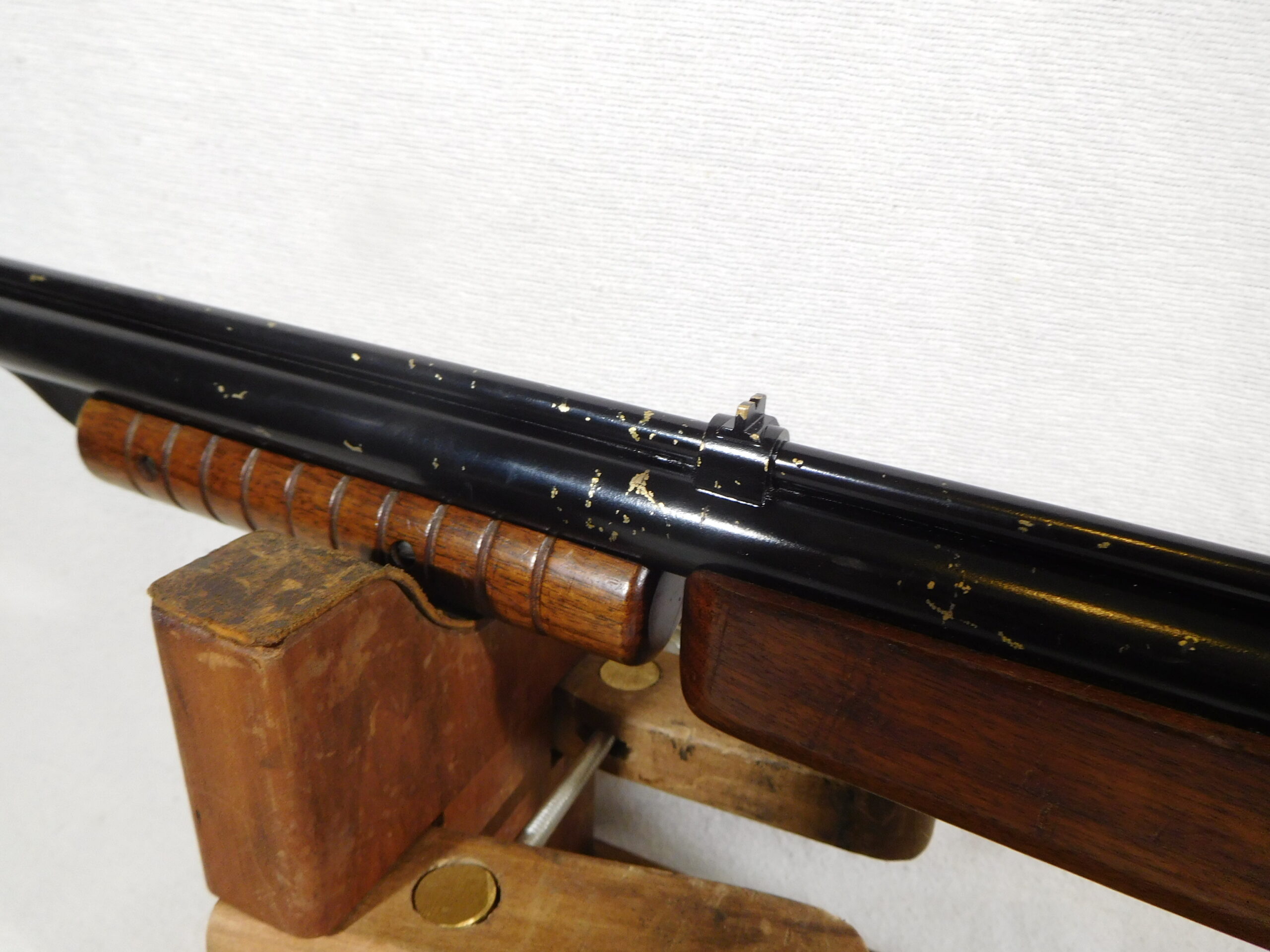 Benjamin Model 317 Pellet Rifle - Baker Airguns