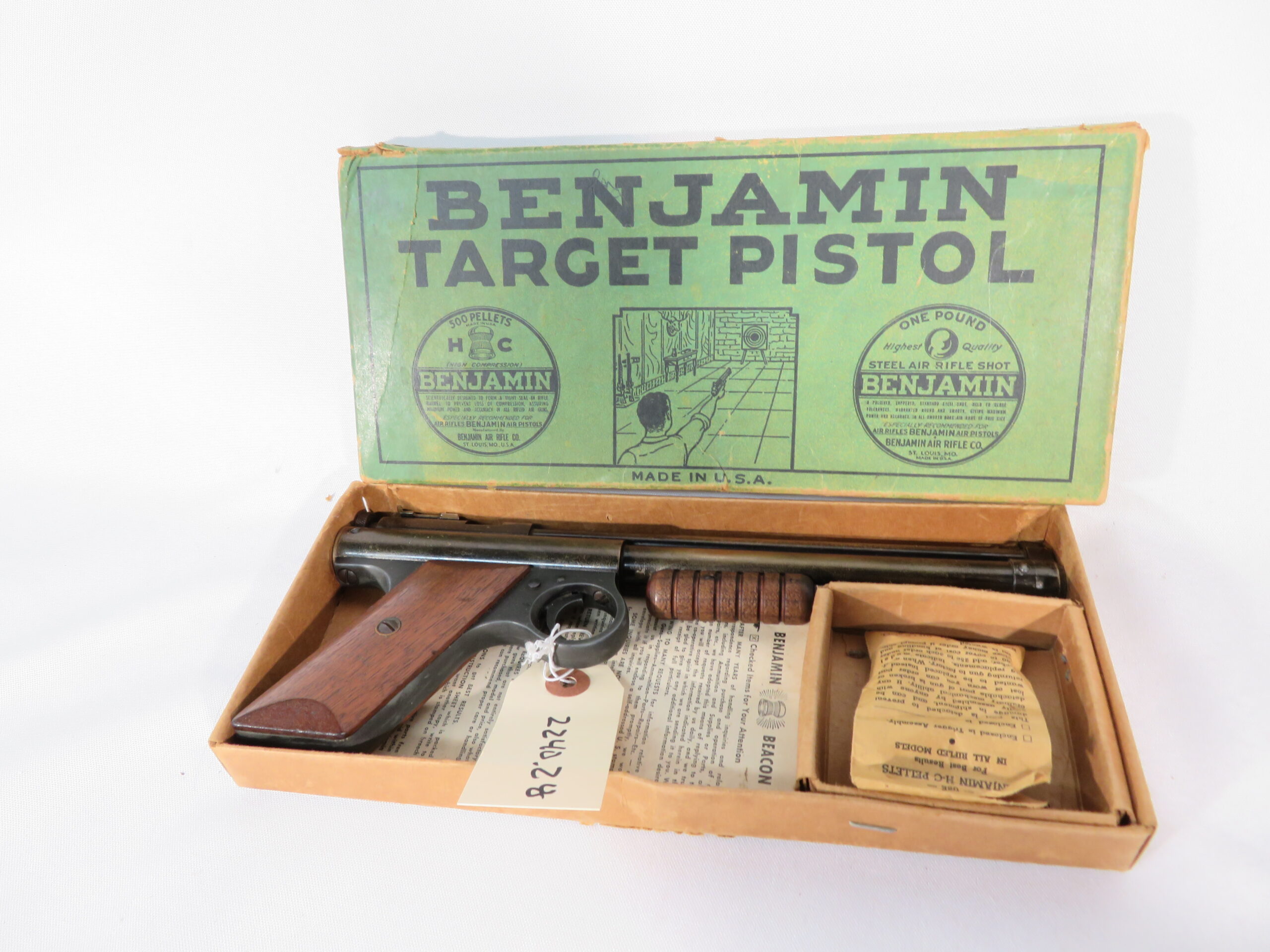 Vintage Benjamin Model 132 Air Pistol in Early Green Box - Baker Airguns