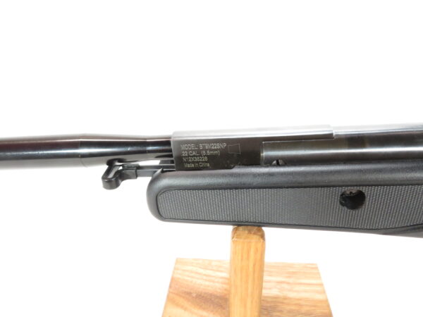 Used Benjamin Trail NP XL Air Rifle .22 with Centerpoint 3-9x40 Scope ...